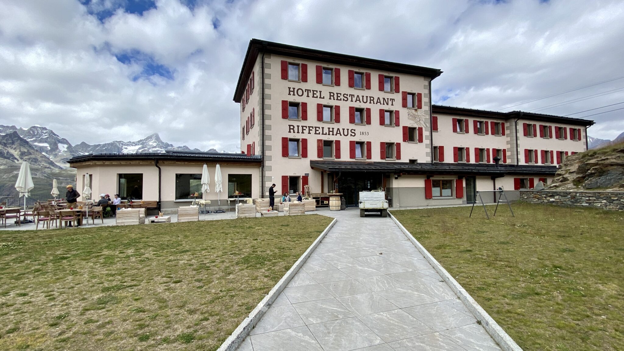 Best Food To Enjoy in Zermatt, Switzerland – Aplins in the Alps
