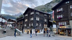 Ultimate Guide to Zermatt, Switzerland – Aplins in the Alps
